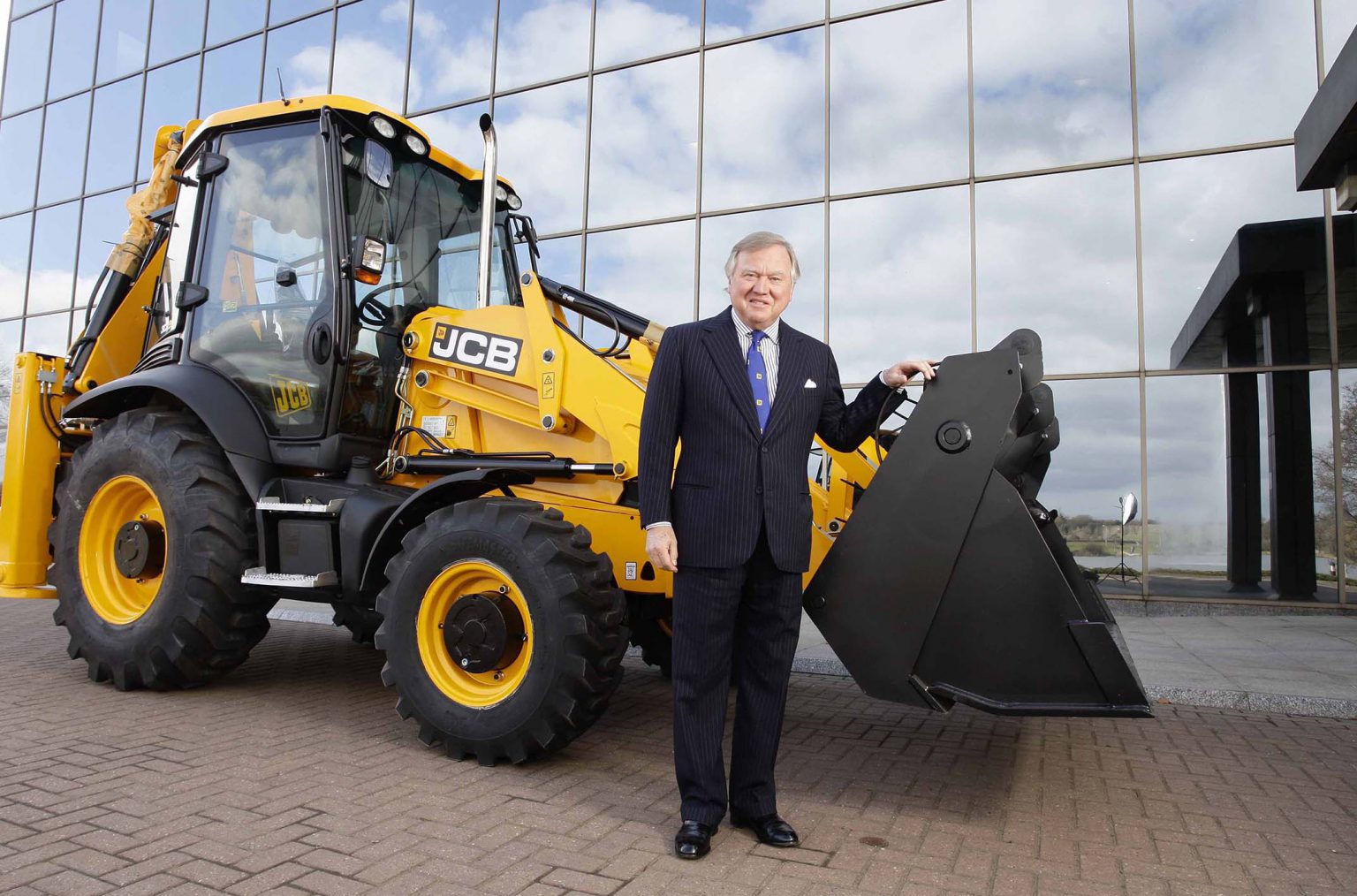 JCB, a very good year - Powertrain International