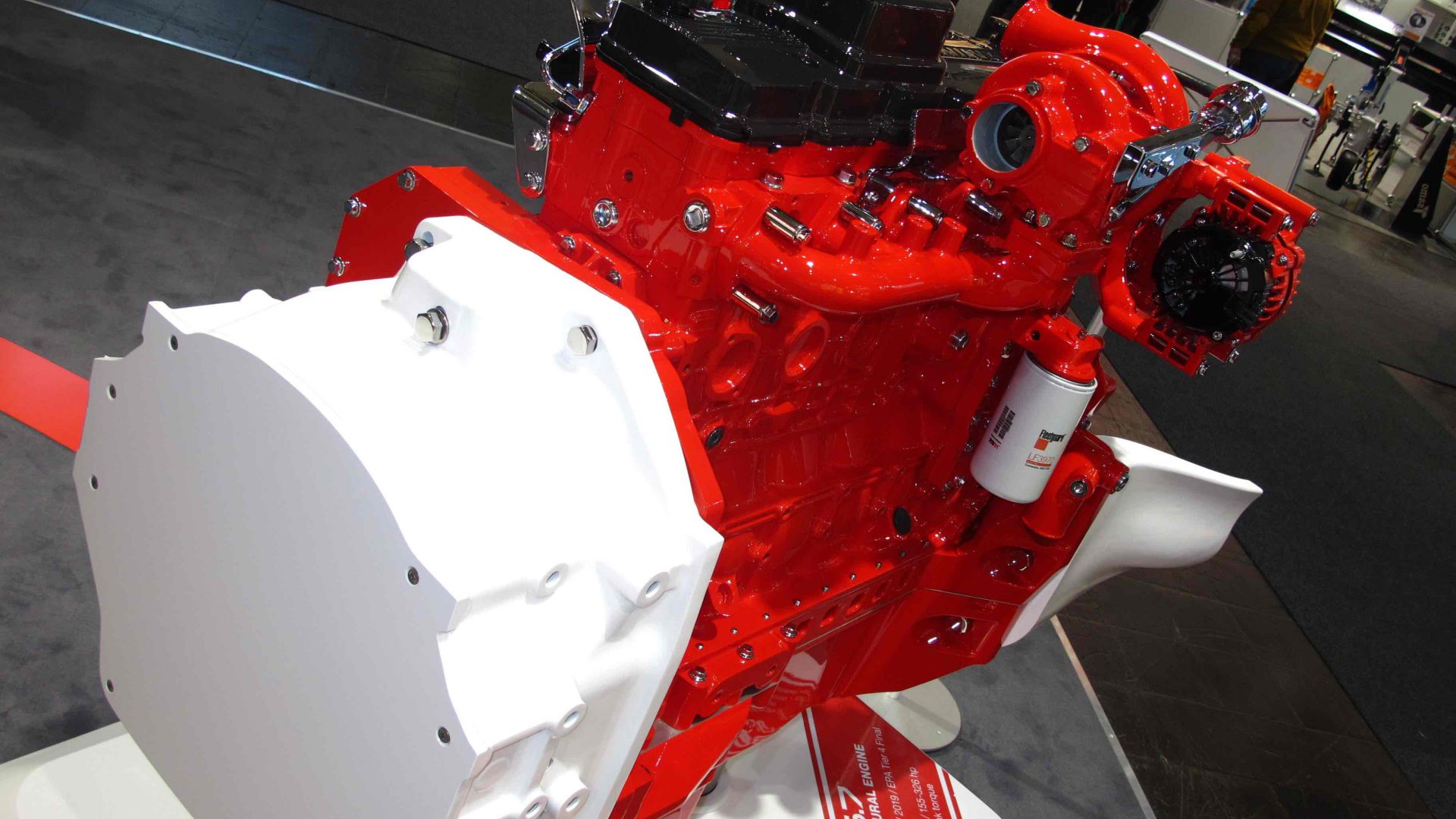 Comparison: 6 and 7 liters engines - Powertrain International