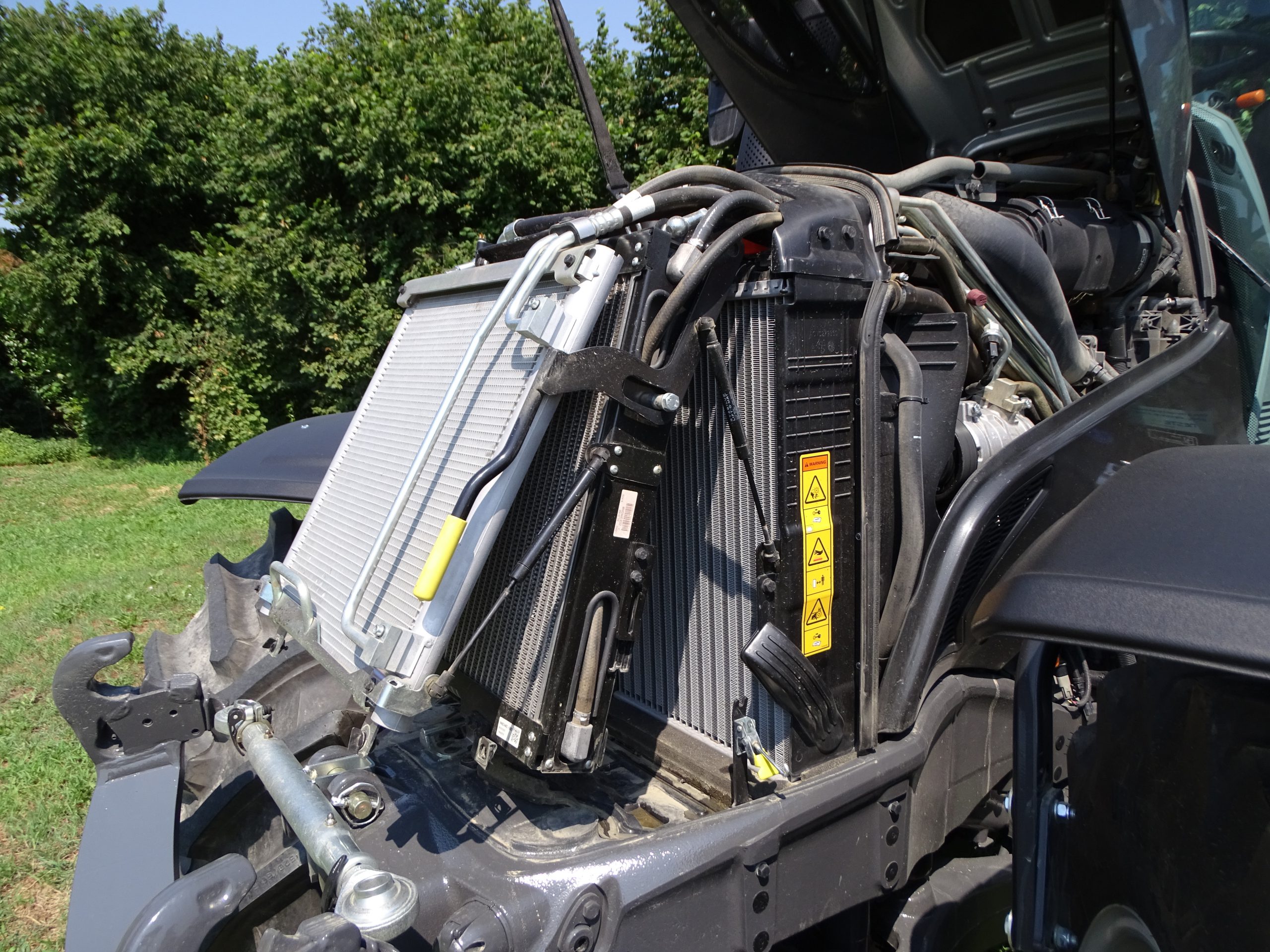 Advanced renewable biofuels and hybridization: Cummins, Deere, Neste