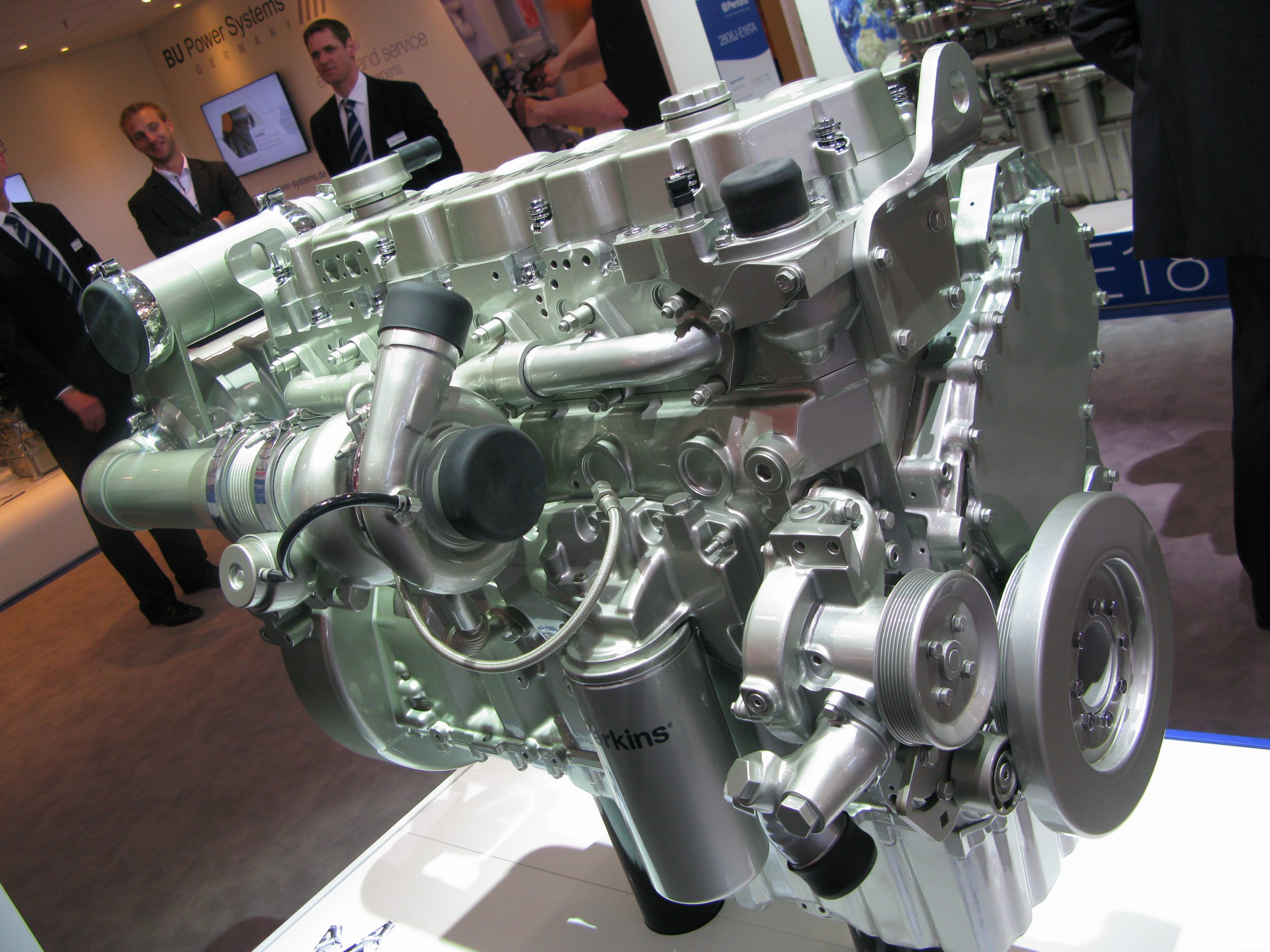 9-11 liters industrial diesel engines comparison. Perkins performs very ...