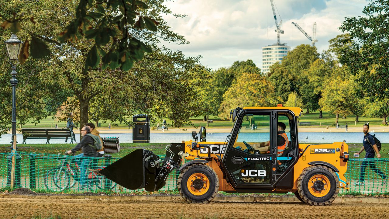 A broad range of e-machines. JCB keeps on pushing on electrification