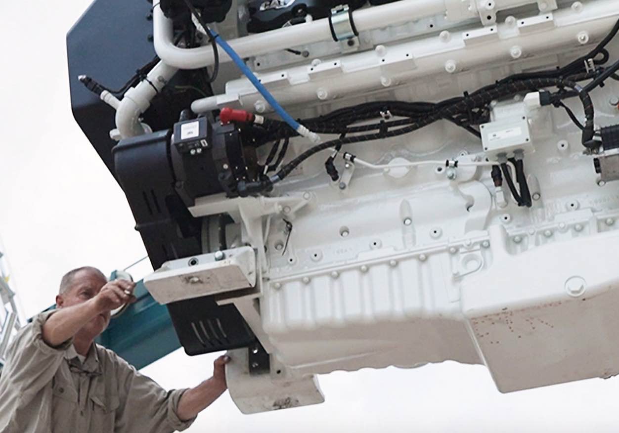 Cat C32B for repowering boats and motor yachts