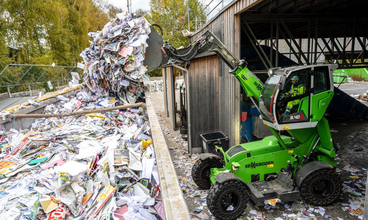 Sennebogen 3.40G: wheel loader or telescopic?