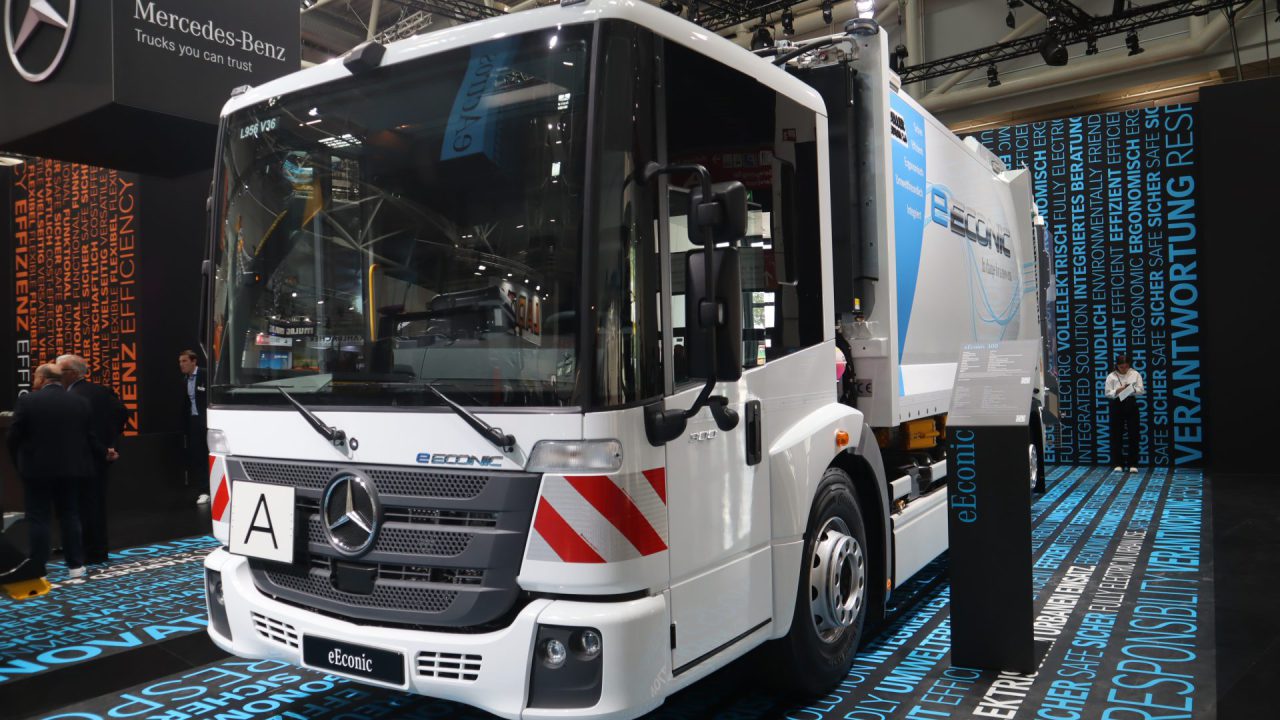 Mercedes-Benz Trucks, the eEconic debuts at IFAT exhibition