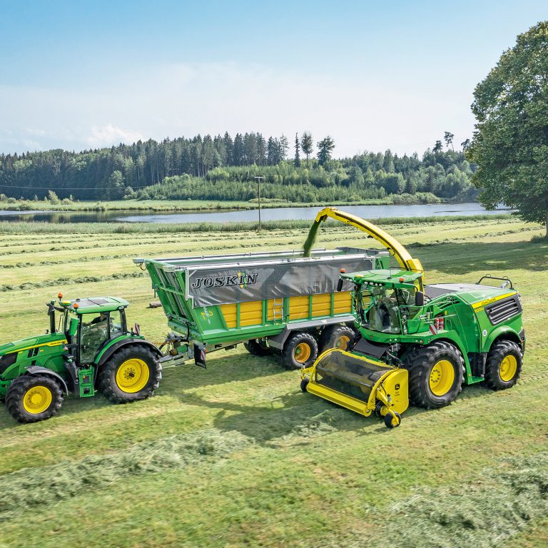 [Captive] John Deere forage harvesters: more power and high efficiency