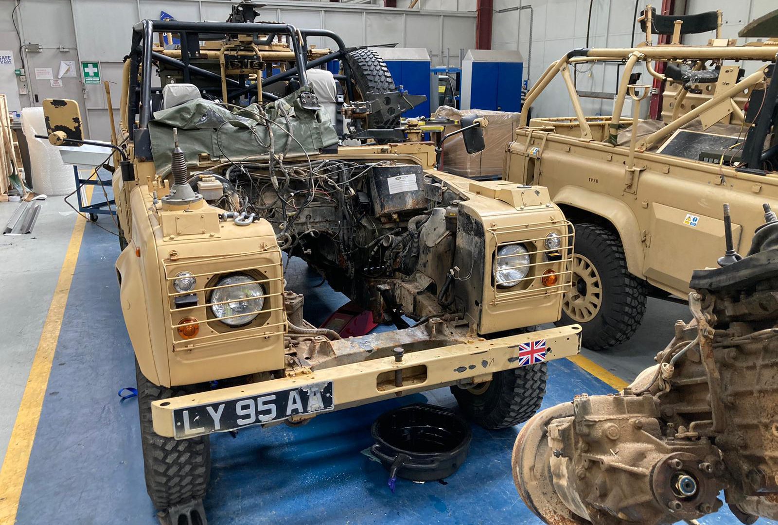 Babcock and Electrogenic to support British Army with electric vehicle ...