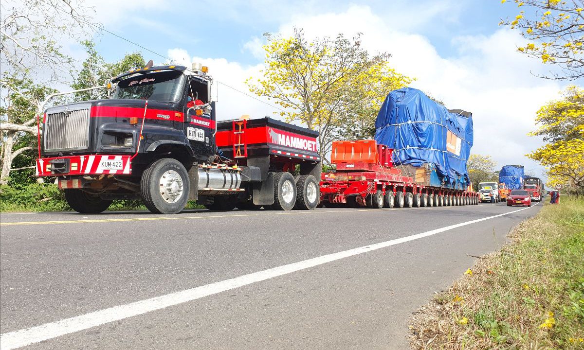 Mammoet: heavy engines transported using efficient plug-and-play solution