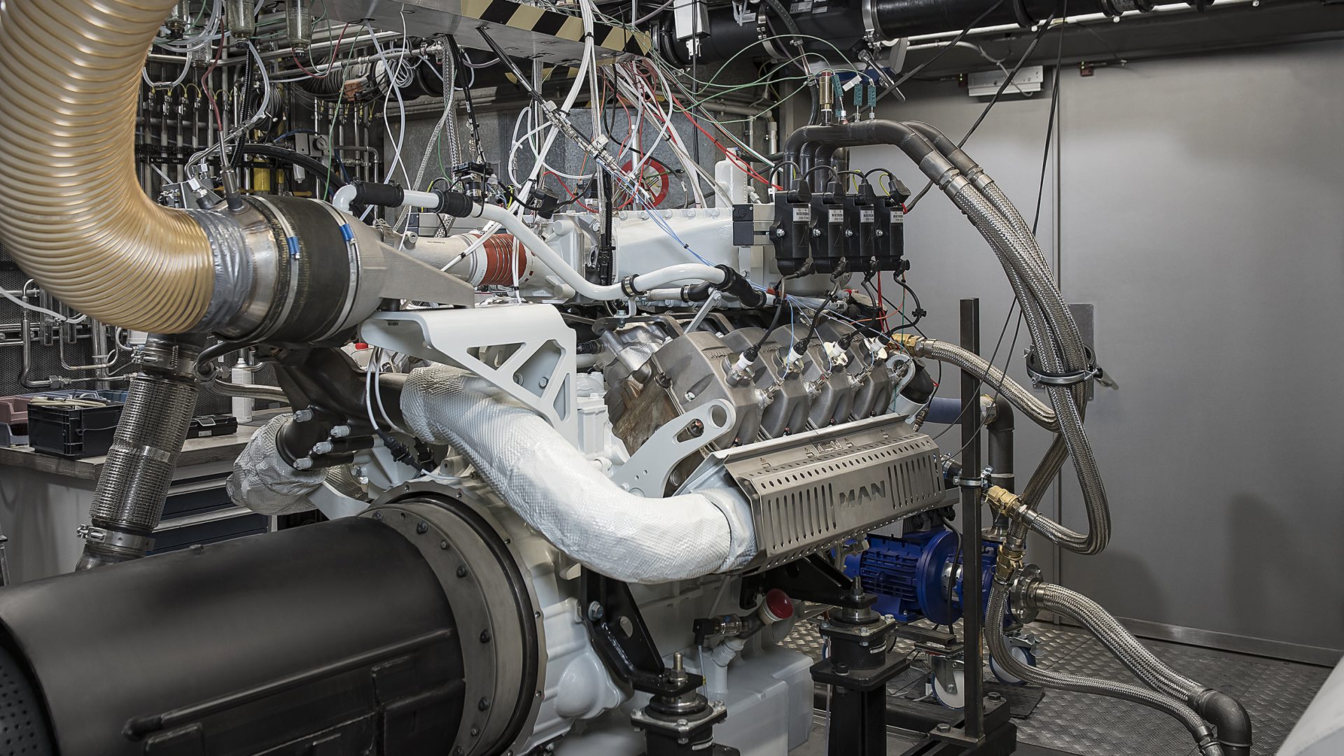 MAN Engines: hydrogen now also used in stationary engines for CHP ...