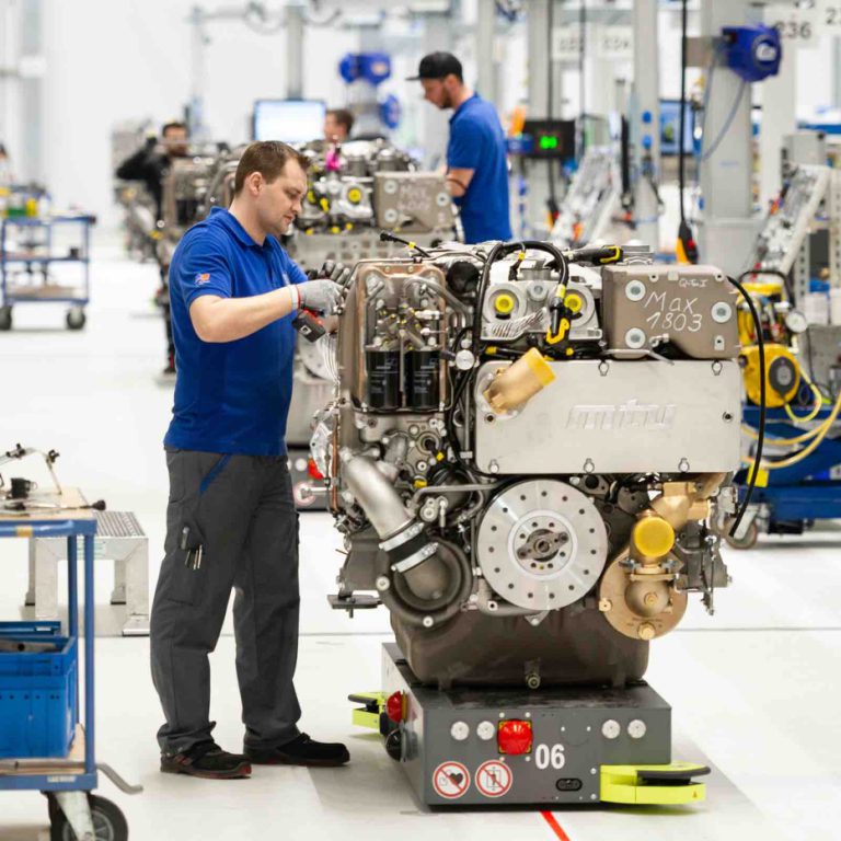 mtu series 2000 moves to the new Kluftern plant