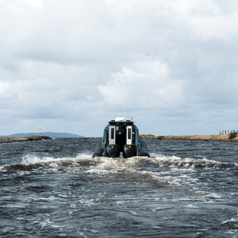 OXE Marine and Punch Torino announce a collaboration - Powertrain ...
