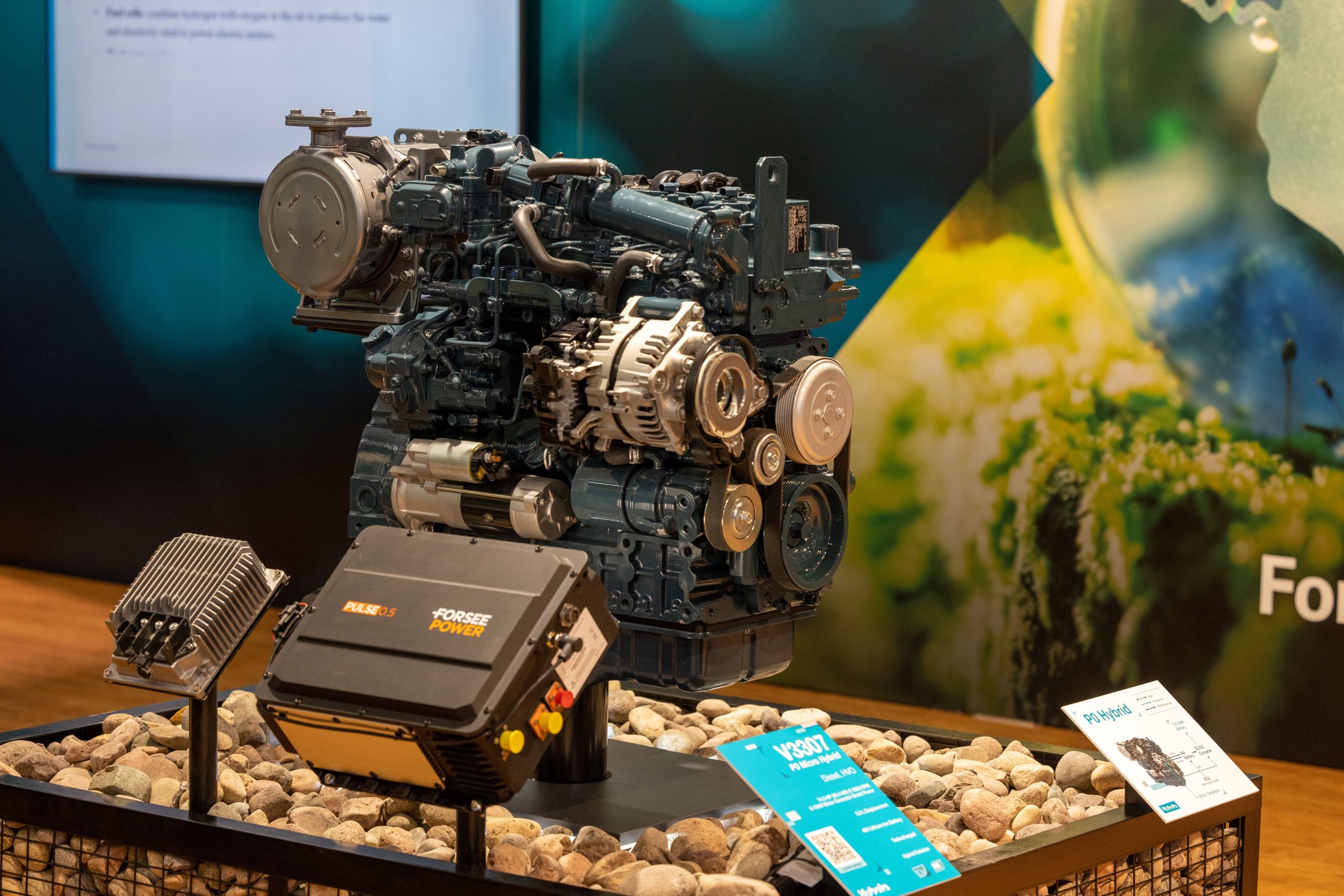 Kubota at Agritechnica: the hybrid family is growing - Powertrain ...