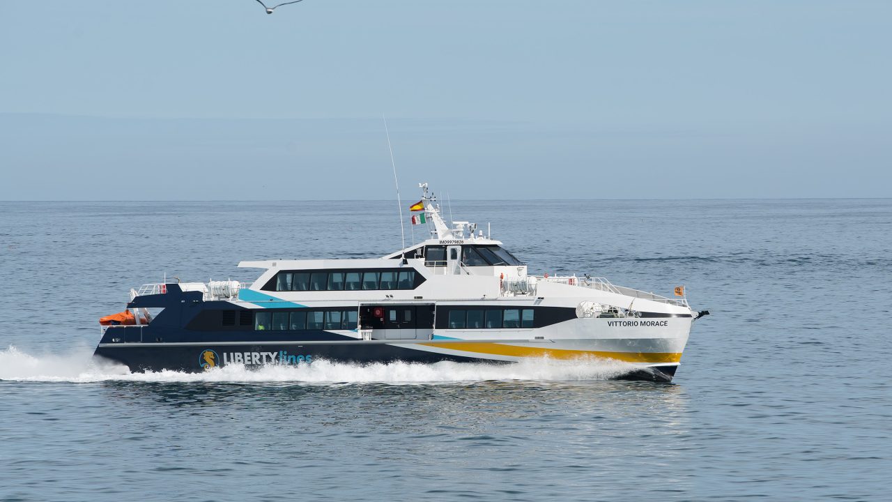Liberty Lines commissions ferry with mtu hybrid system from Rolls-Royce ...