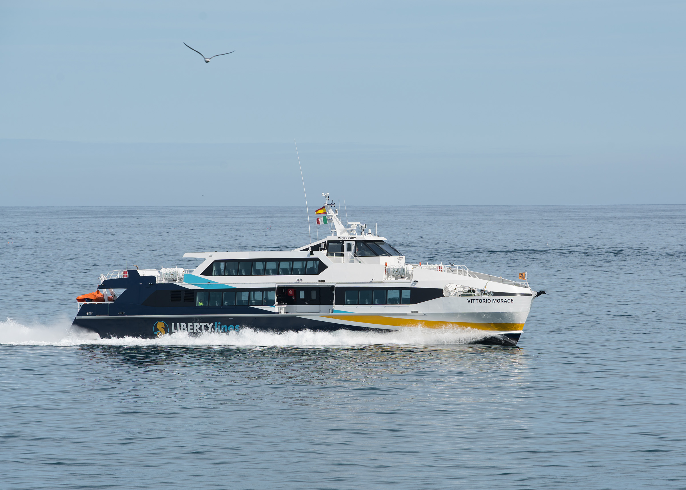 Liberty Lines commissions ferry with mtu hybrid system from Rolls-Royce ...