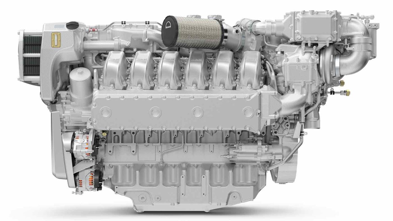 D3872 for workboat and remanufacturing by MAN at SMM
