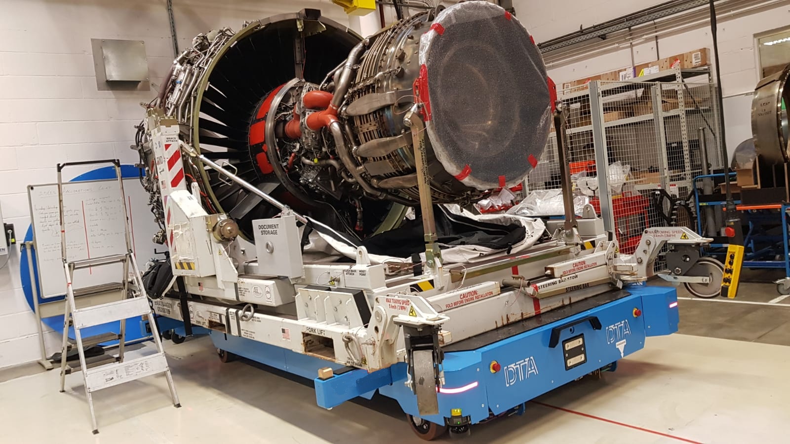 Enerpac shows new smart transporter solutions for engine manufacturers ...