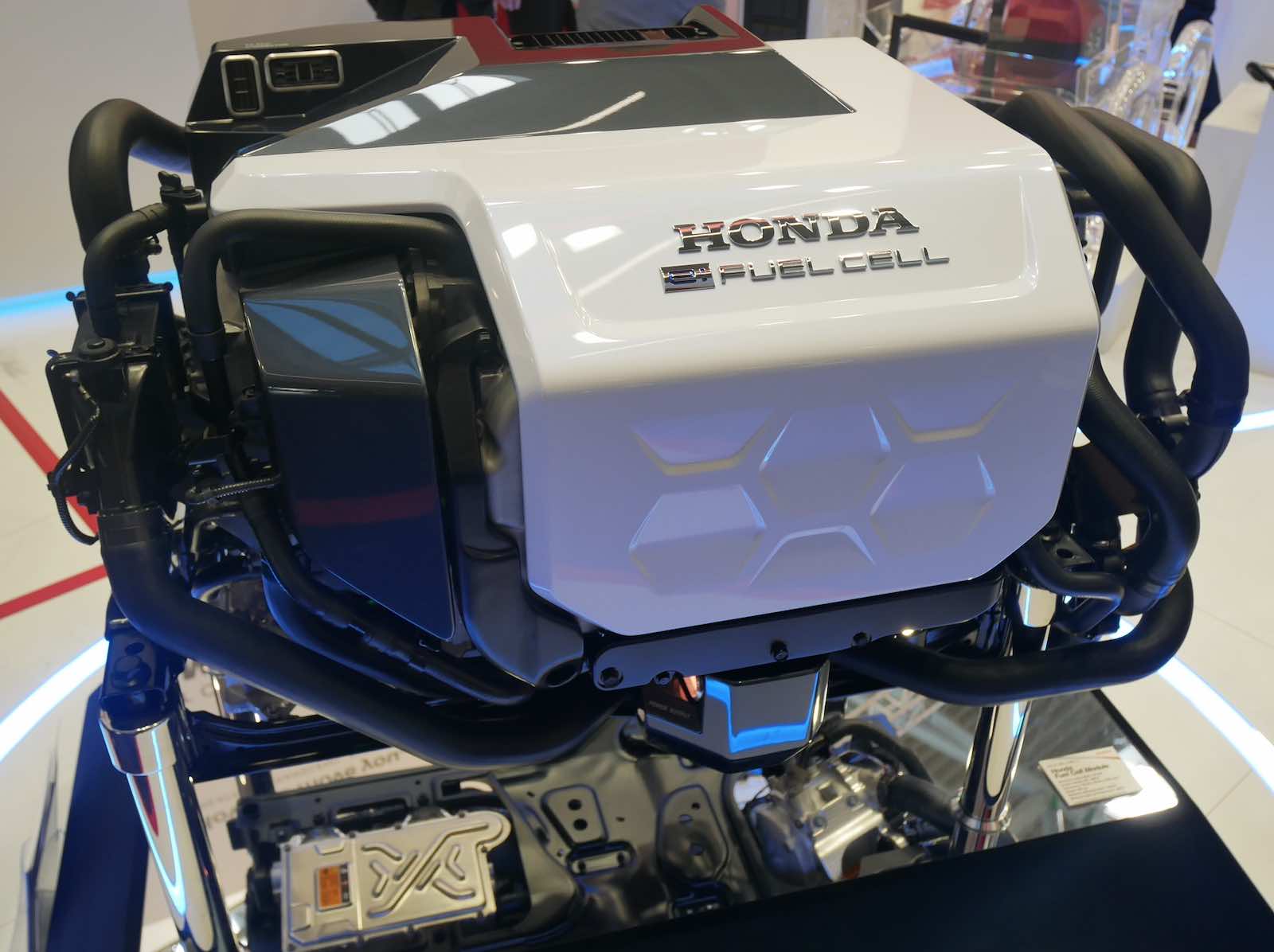 Honda supports e-power with fuel cells