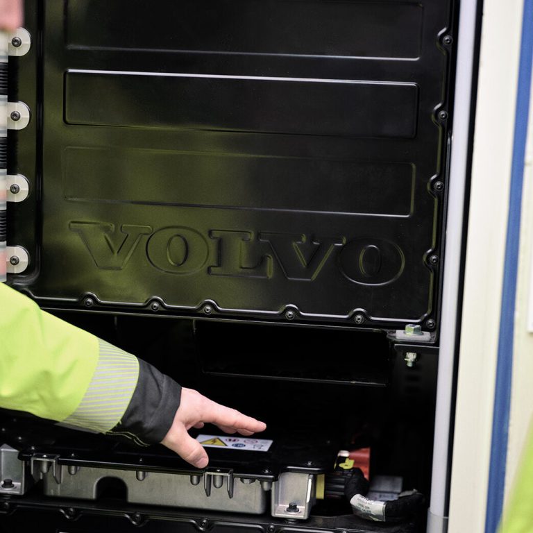 BESS by Volvo Penta and e-power to Boels