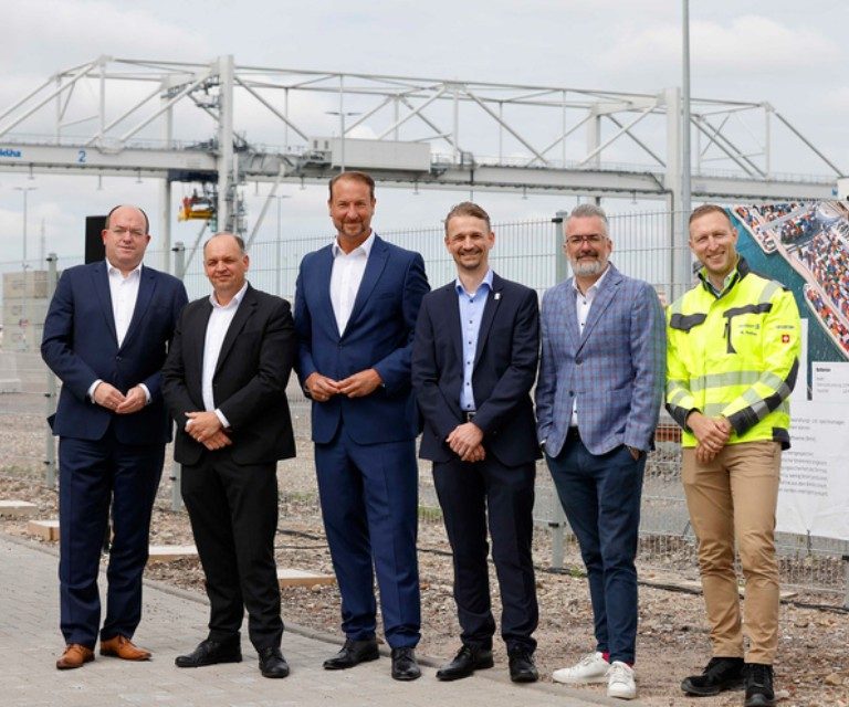 Mtu inaugurated the world's first hydrogen CHP plant - Powertrain ...