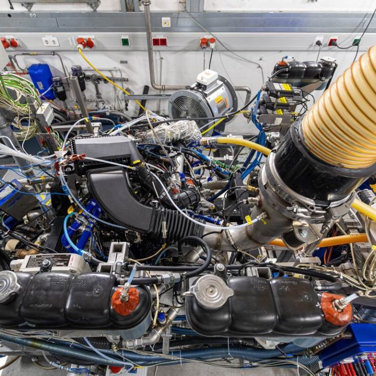 Repsol & Horse: H12 Concept Engine with renewable gasoline